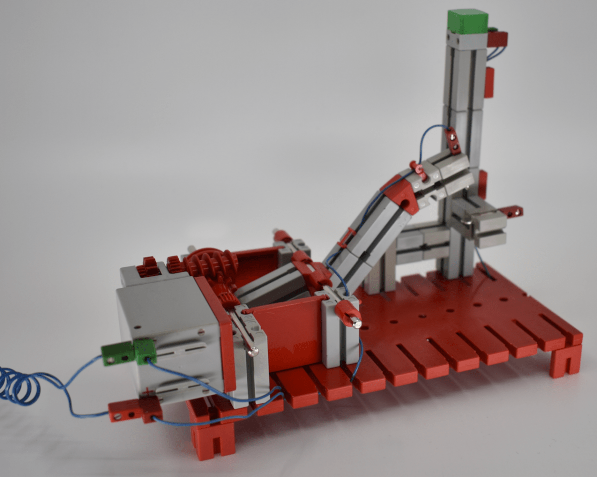 Building the fischertechnik EM1 – Blinking Light Model | Dan Malec's Blog
